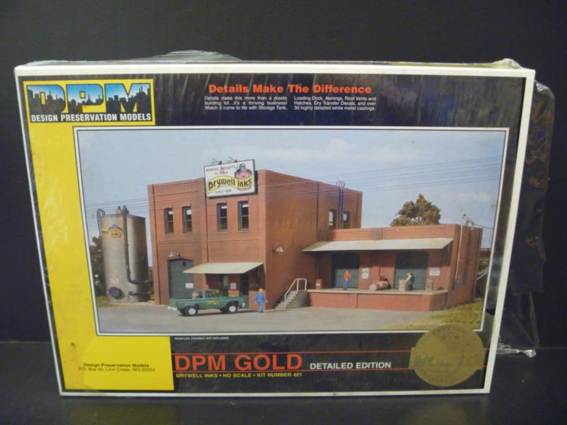 HO-scale News - DPM Structures HO - Papa Ben's Train Place